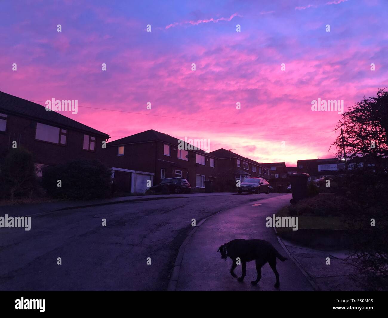 Red sky at night shepards delight hi-res stock photography and images ...