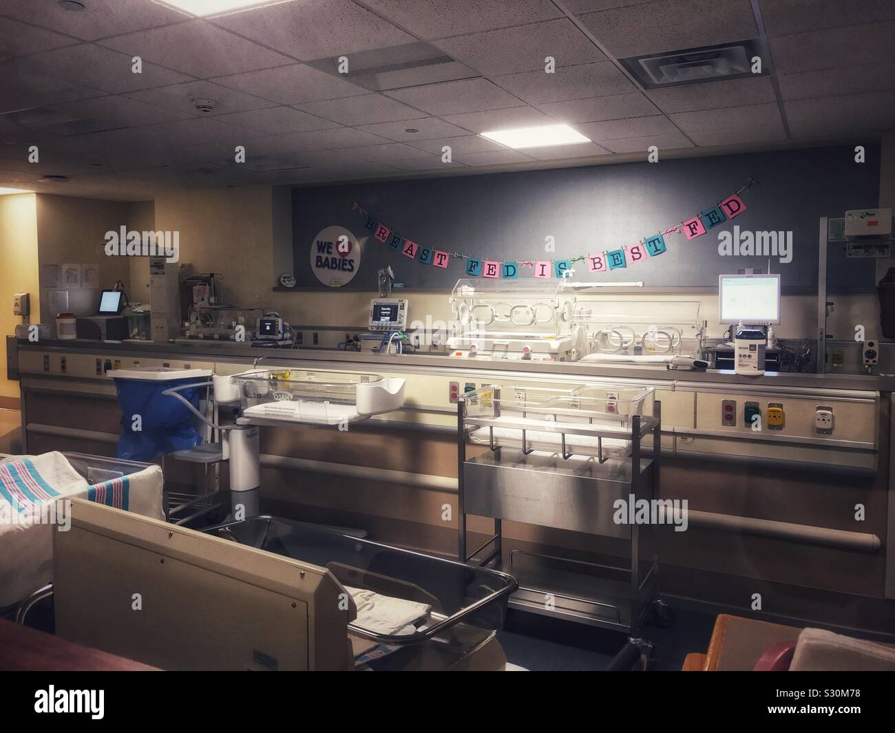Maternity ward hi-res stock photography and images - Alamy Maternity ward hi-res stock photography and images - Alamy