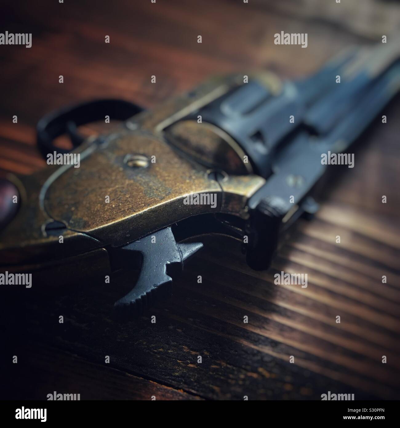 Replica gun hi-res stock photography and images - Alamy