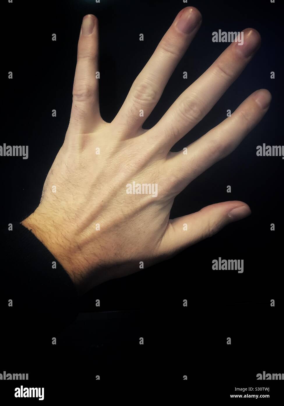 Male body hi-res stock photography and images - Alamy