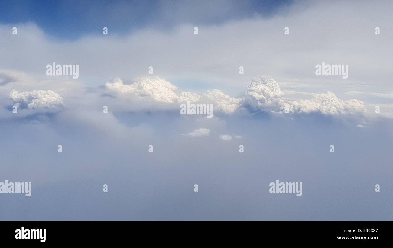 Pyrocumulonimbus clouds australia hi-res stock photography and images ...