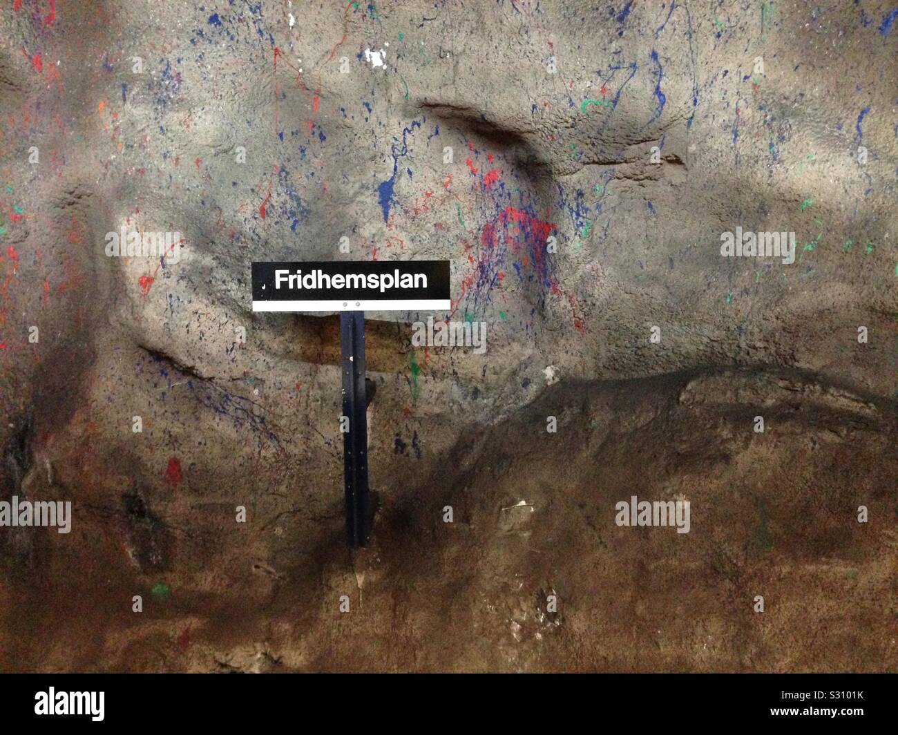 Tube stop sign hi-res stock photography and images - Alamy