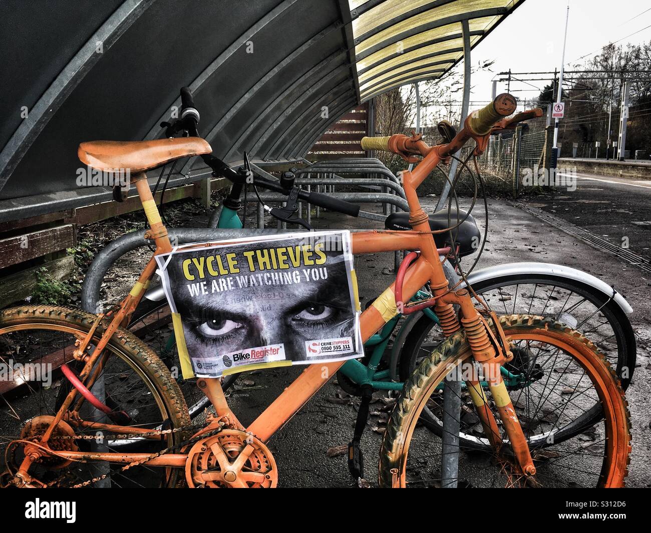 Cycle thieves warning, we are watching you Stock Photo - Alamy