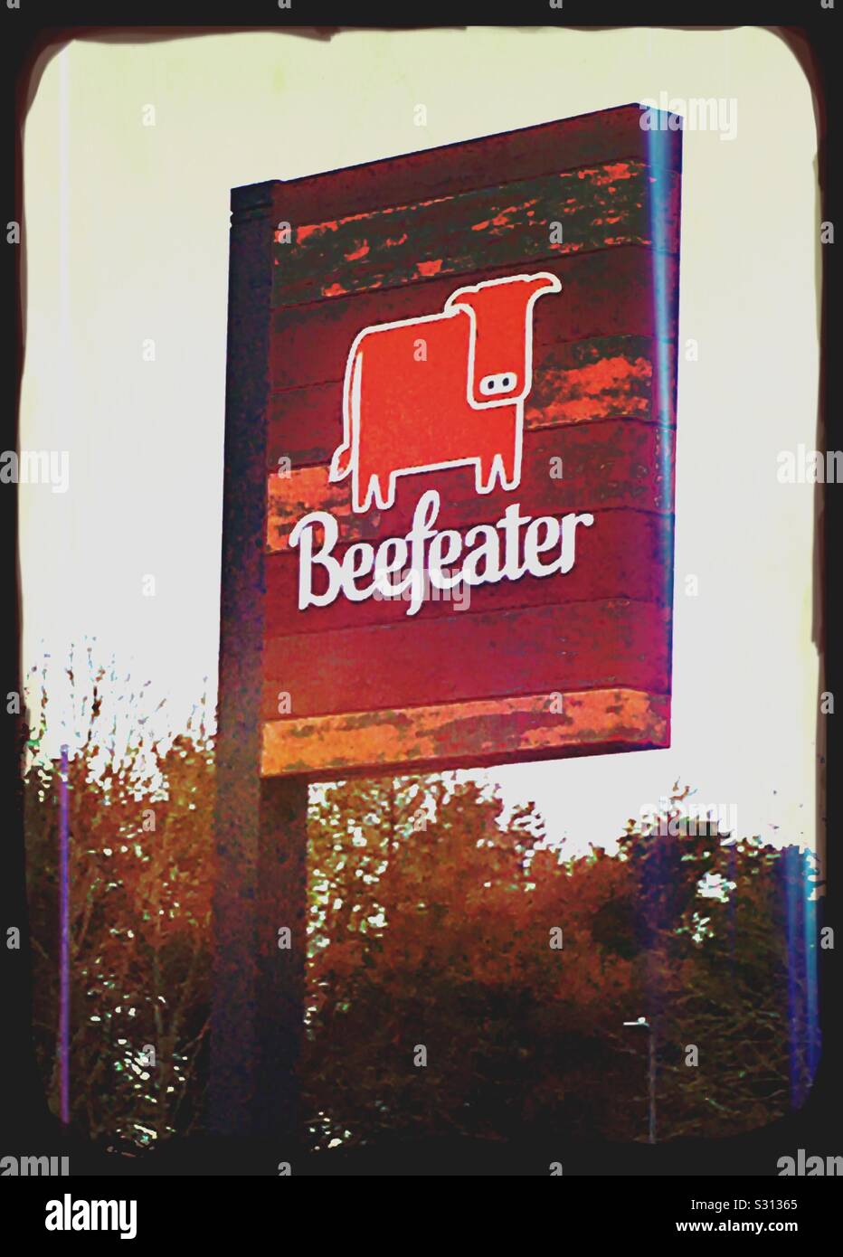 Logo beefeater hi-res stock photography and images - Alamy