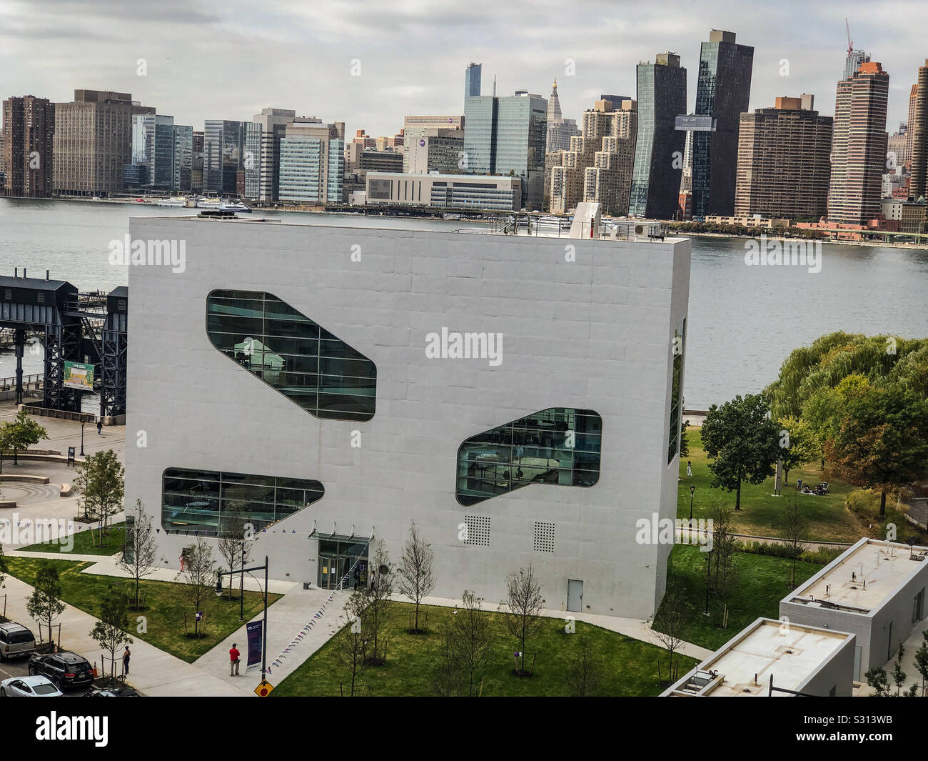 Hunters Point Community Library, designed by Steven Holl Architects, in ...