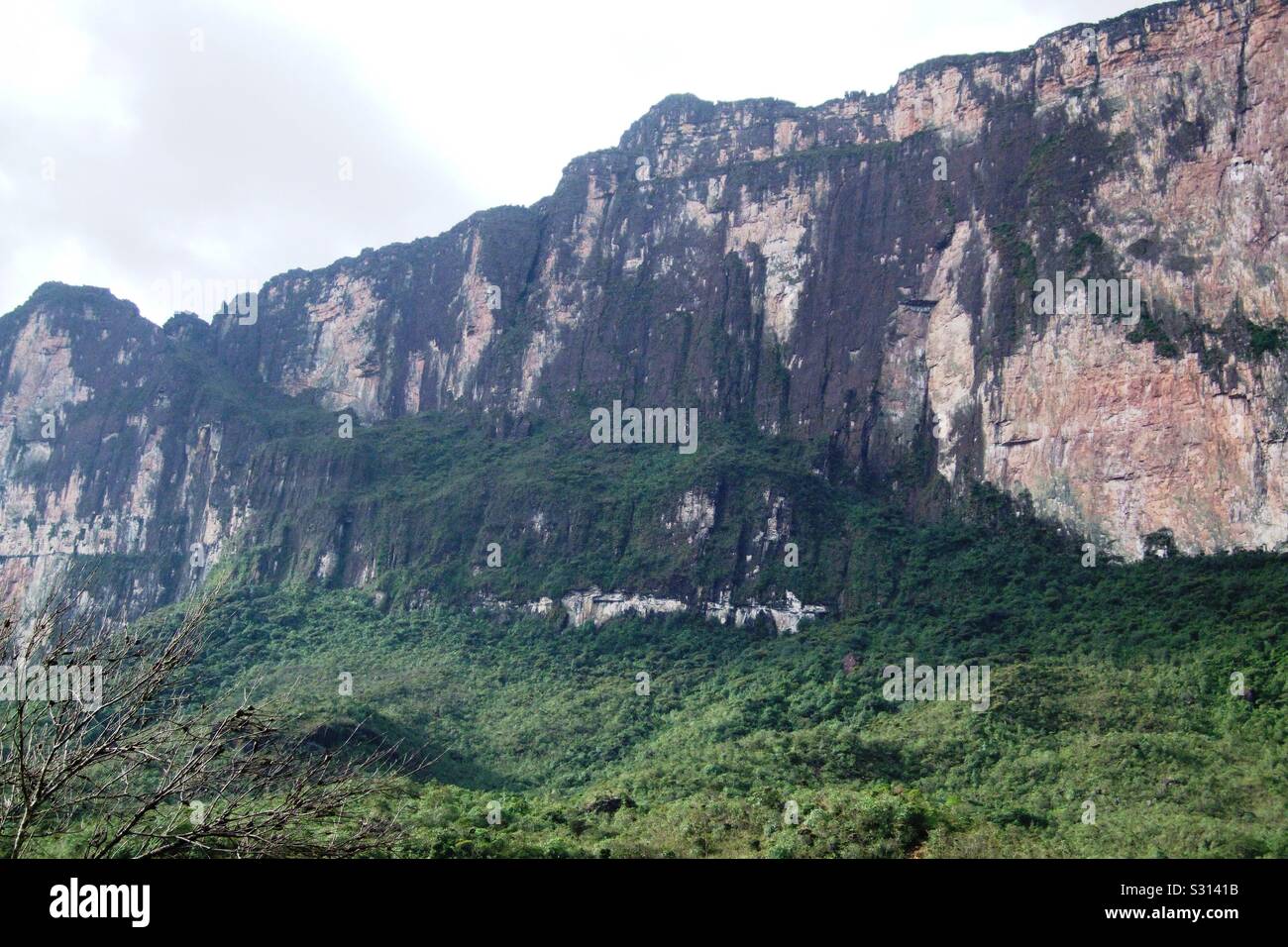 Roraima tepui hi-res stock photography and images - Alamy