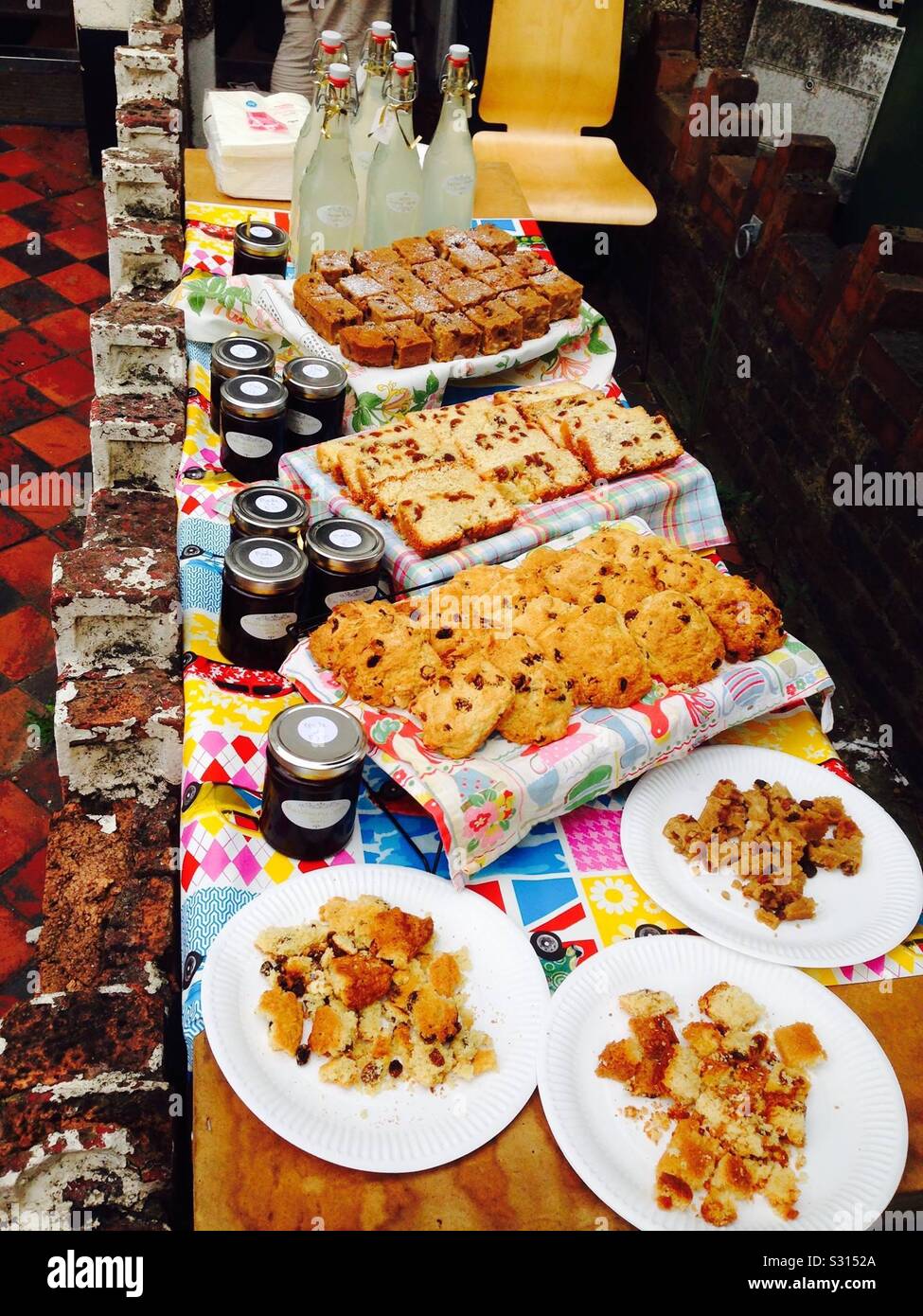Jumble trail hi-res stock photography and images - Alamy