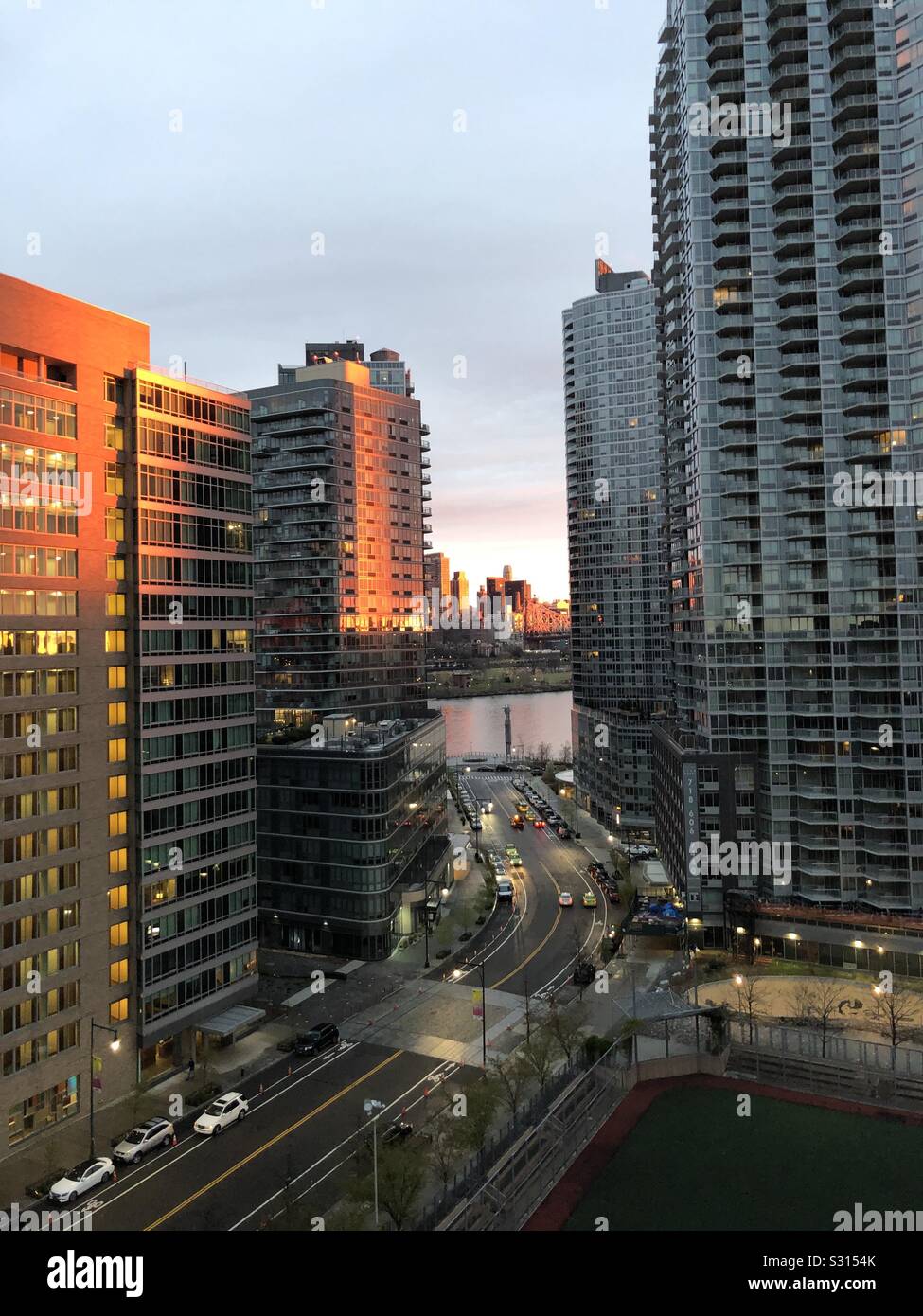 New development - Luxury Rentals on Center BLVD, Long Island City ...