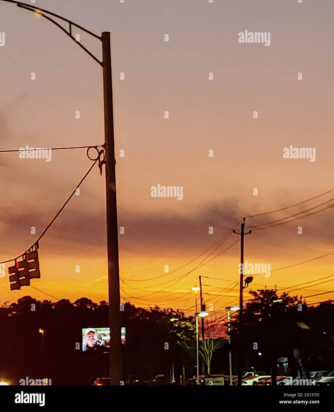 The beautiful sun setting great Alabama Stock Photo - Alamy