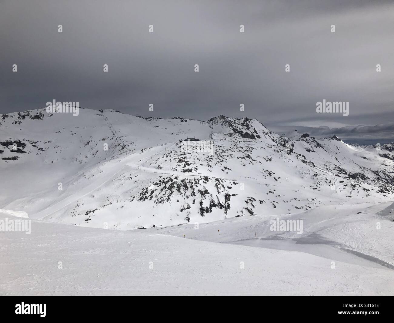 The top of the alps hi-res stock photography and images - Alamy