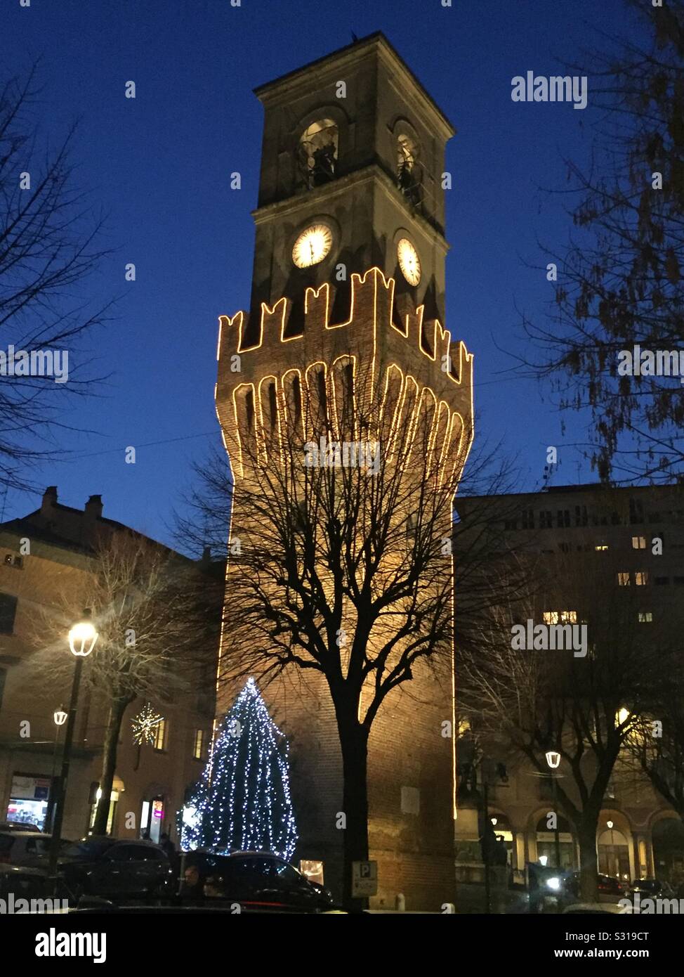 Night sky winter hi-res stock photography and images - Alamy