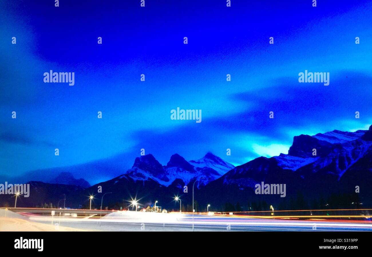 Canada night hi-res stock photography and images - Alamy