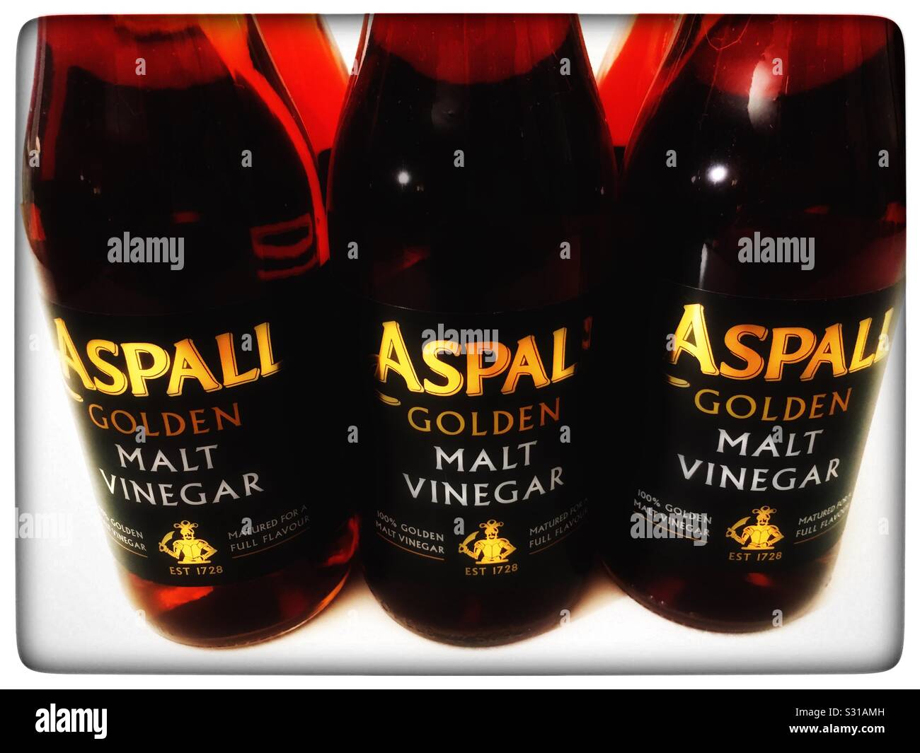 Malt vinegar hi-res stock photography and images - Alamy