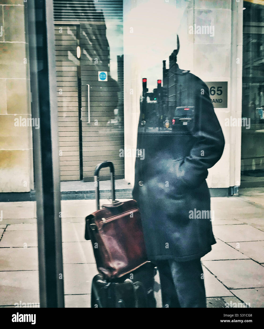 Man missing bus hi-res stock photography and images - Alamy