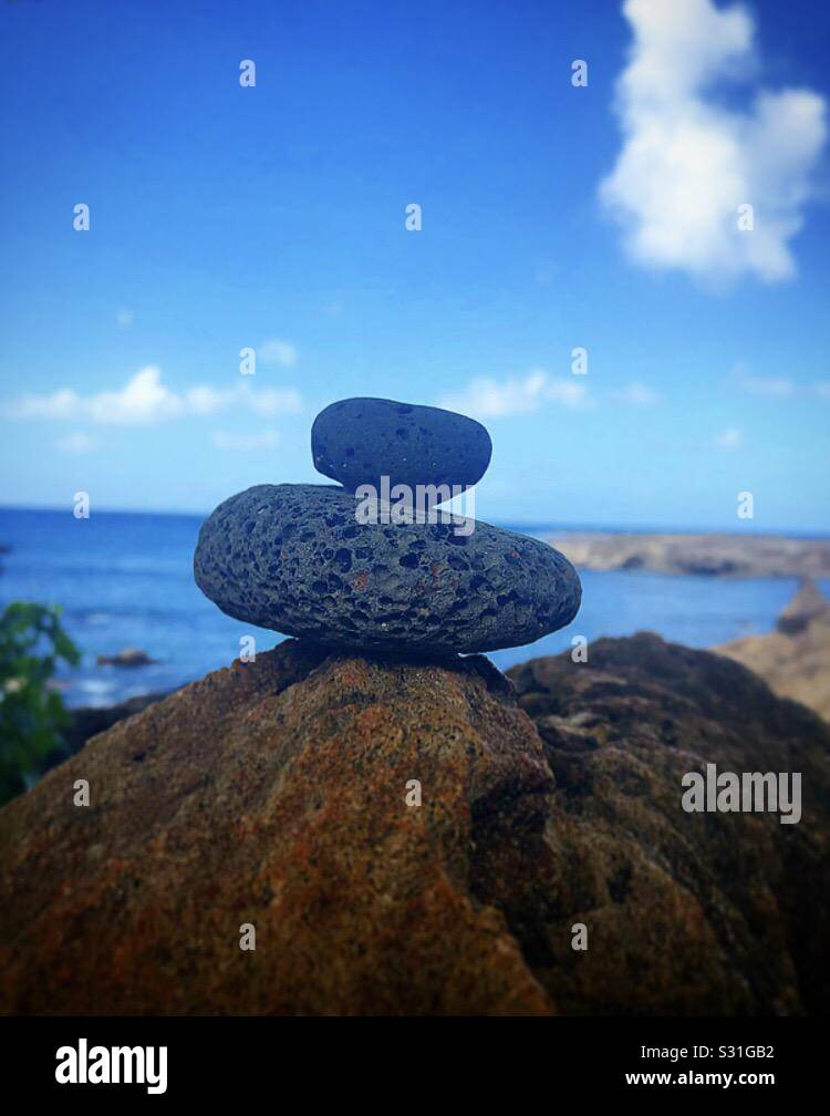 Rocks zen zen hi-res stock photography and images - Alamy