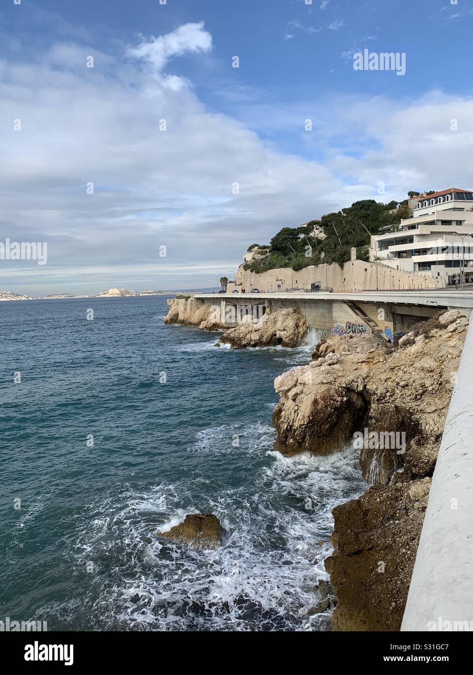 Corniche marseille hi-res stock photography and images - Alamy