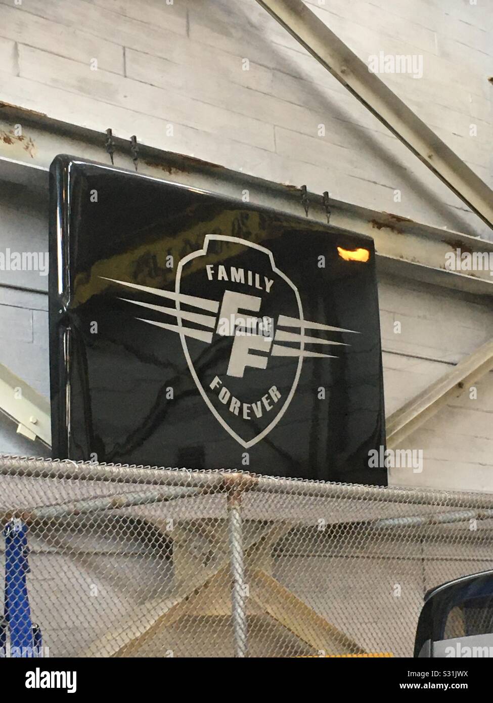 Family forever hi-res stock photography and images - Alamy