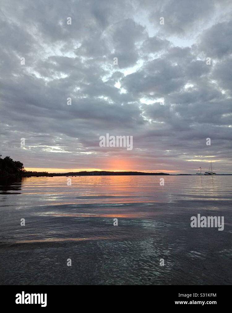 Pretty sunset hi-res stock photography and images - Alamy