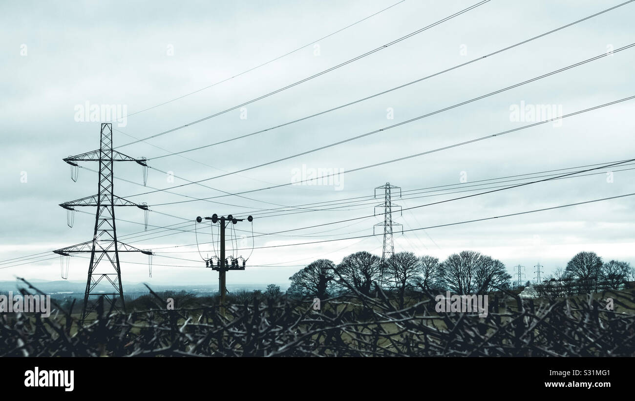 Power across fields hi-res stock photography and images - Alamy