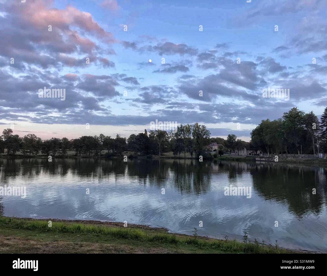 Mondon hi-res stock photography and images - Alamy