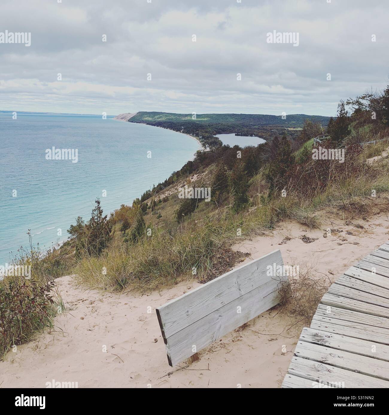 Boardwalk overlook hi-res stock photography and images - Alamy