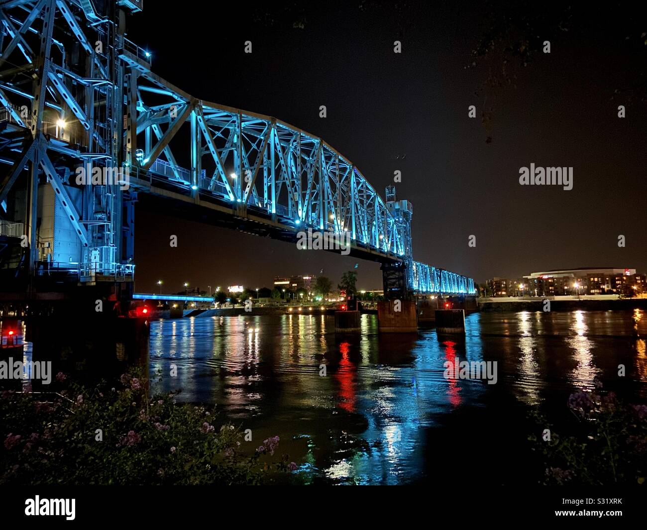 Burning bridges hi-res stock photography and images - Alamy