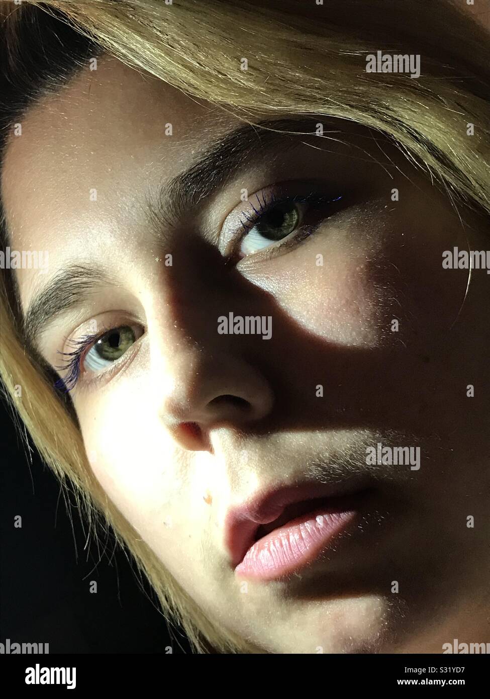 Female shadows hi-res stock photography and images - Alamy