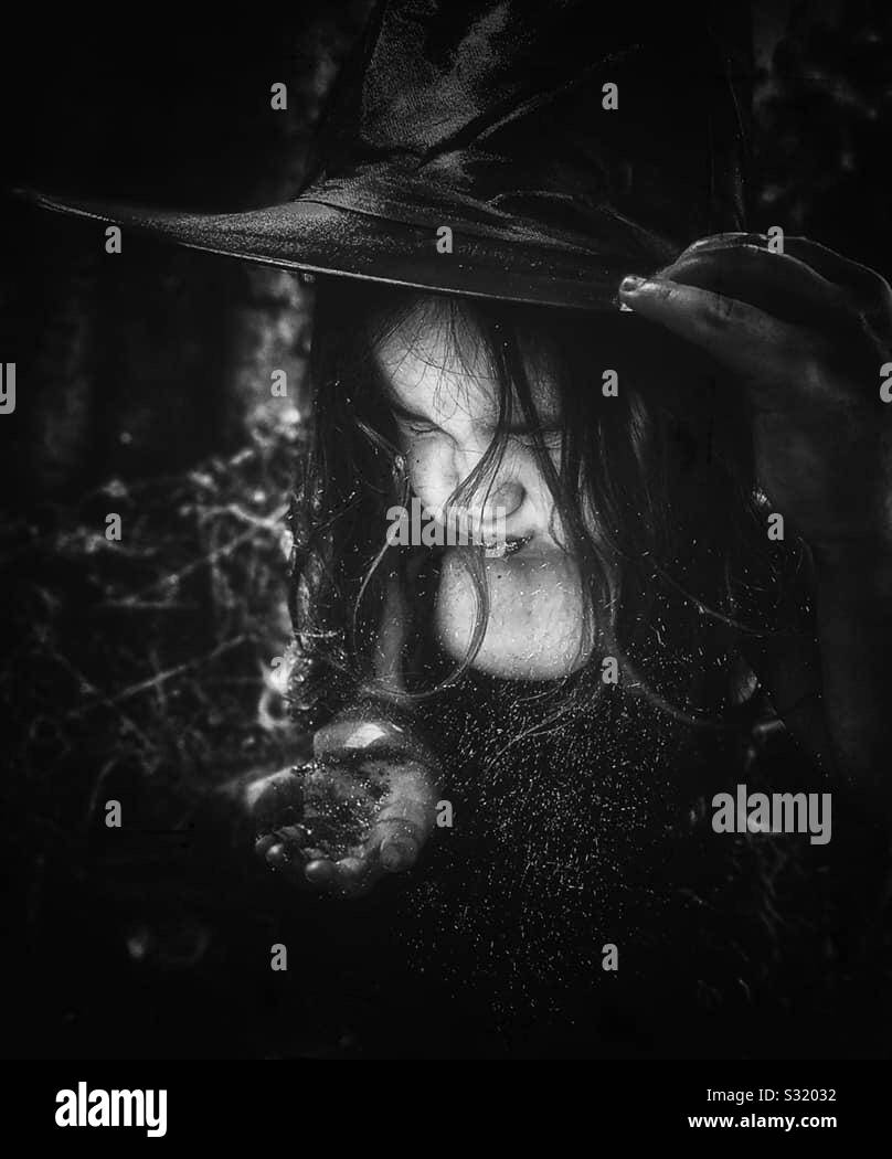 Fairy dust hi-res stock photography and images - Alamy