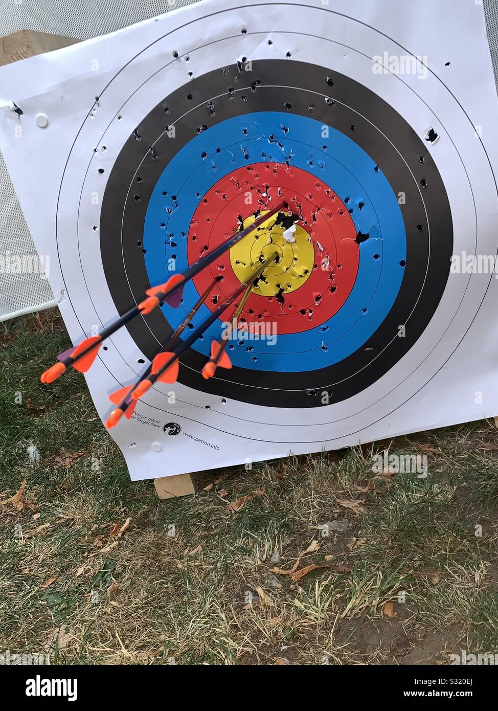 Bullseye archery hi-res stock photography and images - Alamy