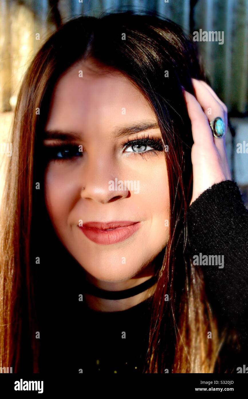 Light portrait hi-res stock photography and images - Alamy