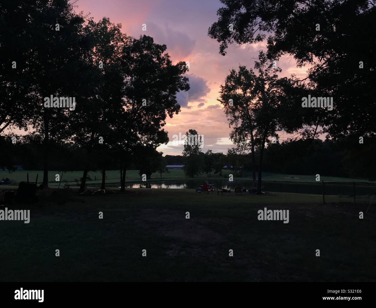 Backyard sunset hi-res stock photography and images - Alamy