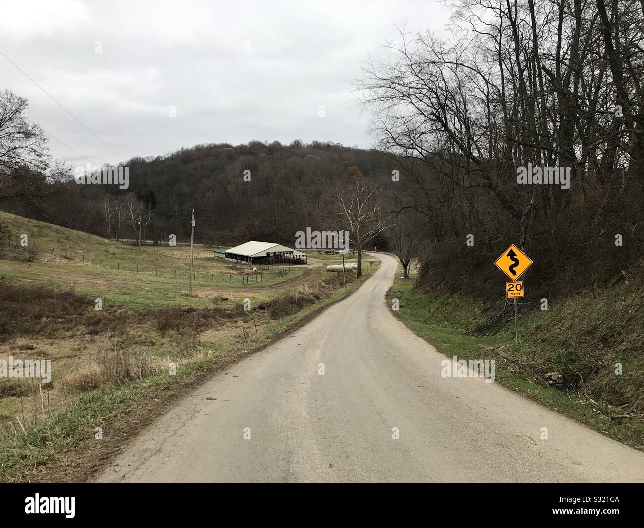 The old country road hi-res stock photography and images - Alamy