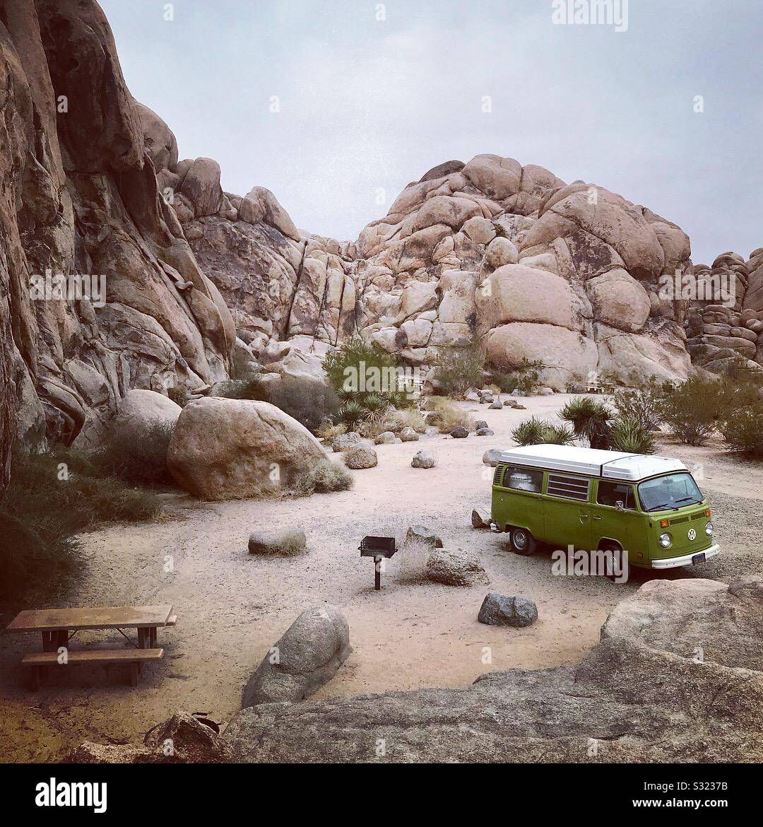 Vw bus hi-res stock photography and images - Alamy