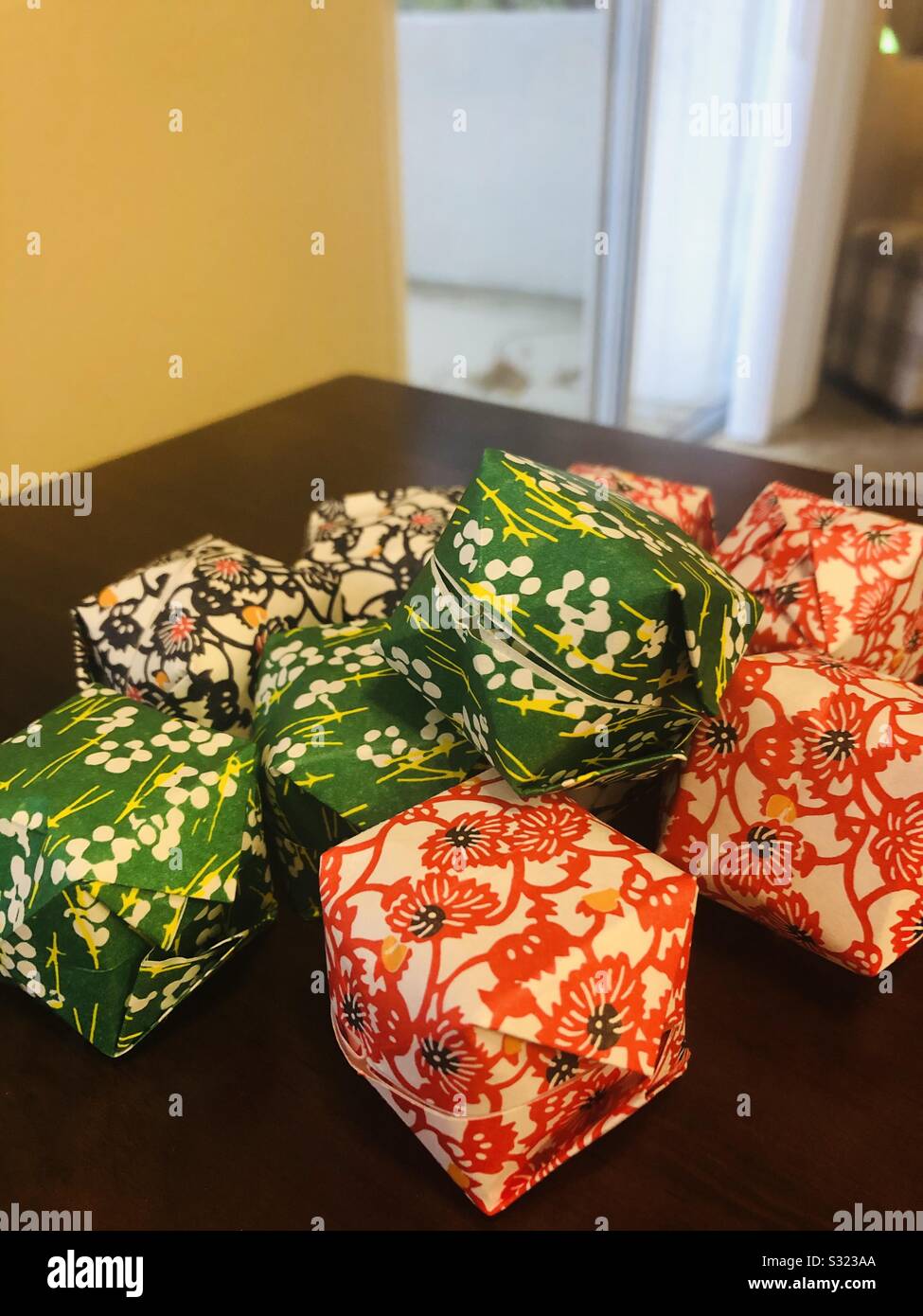 Festive origami hi-res stock photography and images - Alamy