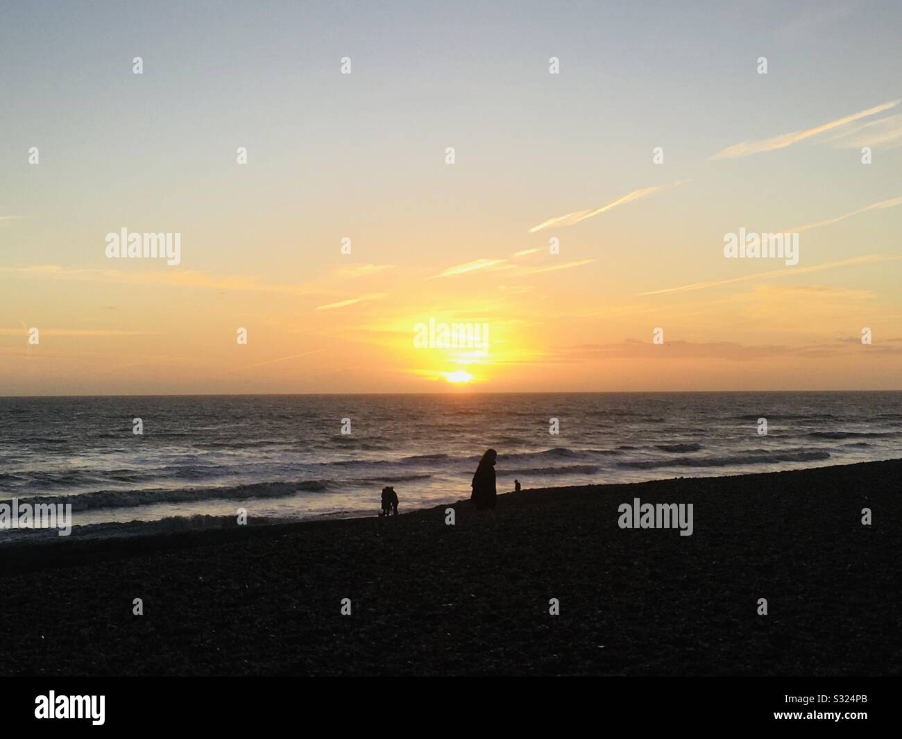 Hove beach hi-res stock photography and images - Alamy