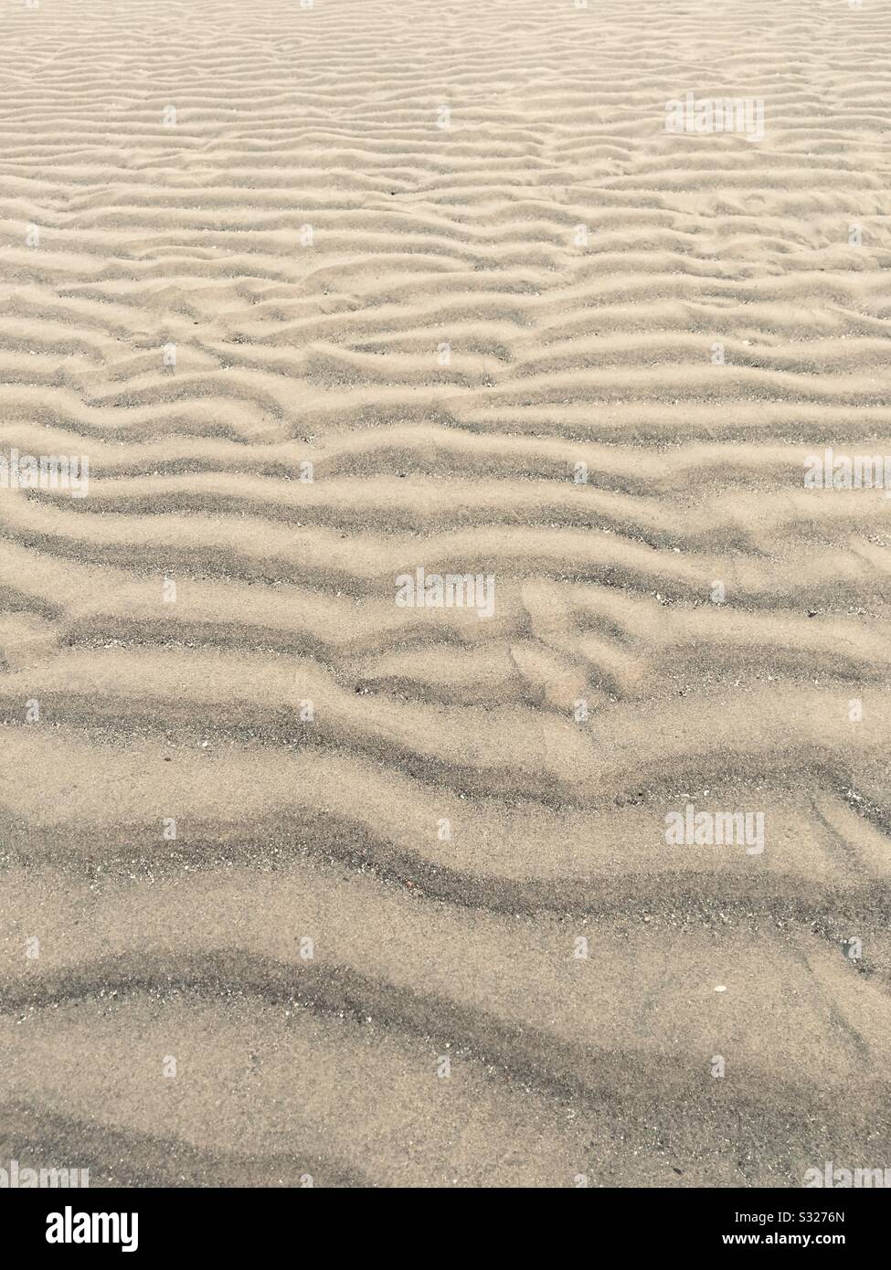 Sand waves wind sand patterns hi-res stock photography and images - Alamy