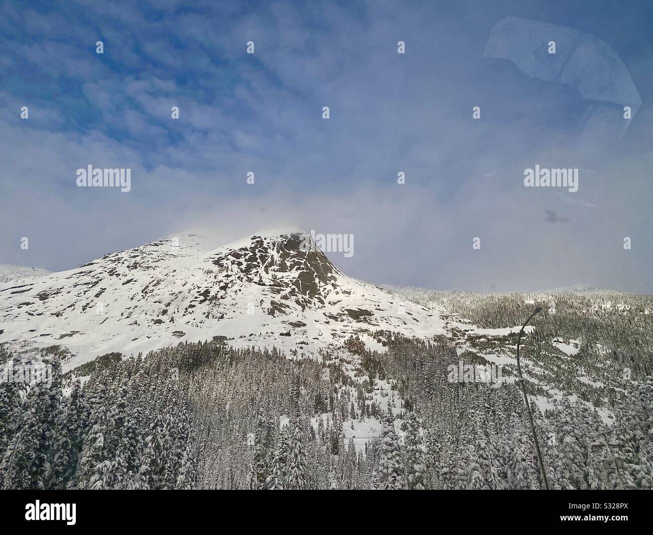 Bc mountains hi-res stock photography and images - Alamy