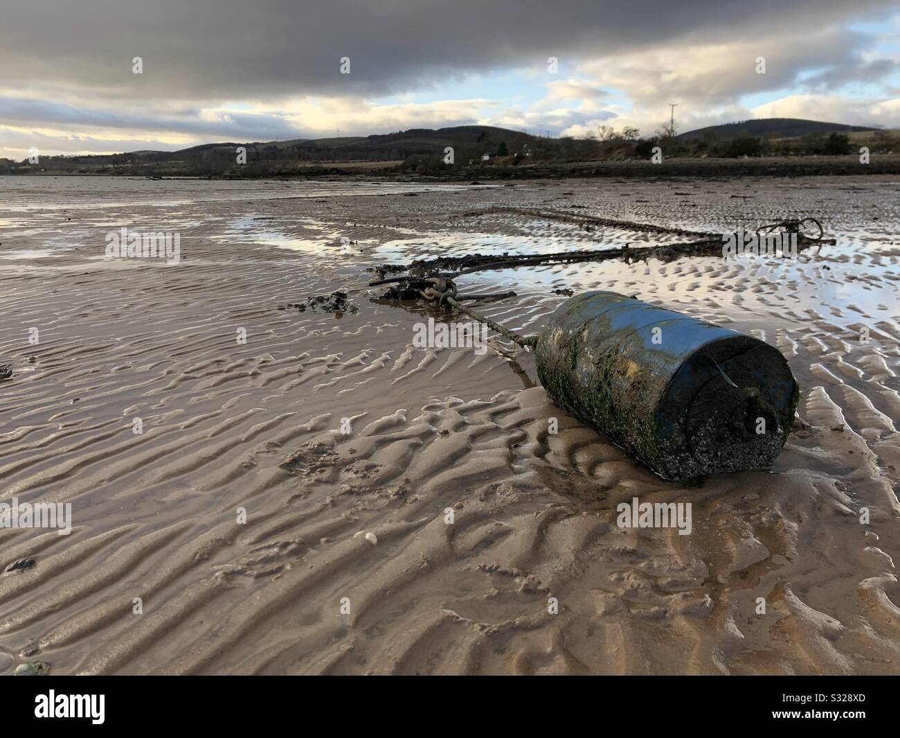 Barrel on beach hi-res stock photography and images - Alamy