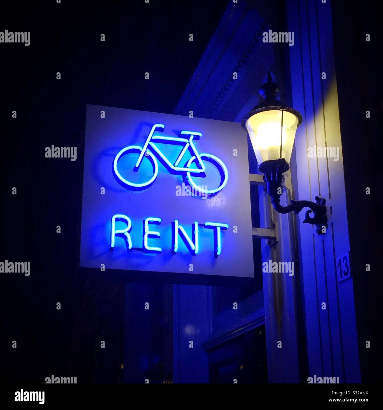 Bike rental shop hi-res stock photography and images - Alamy