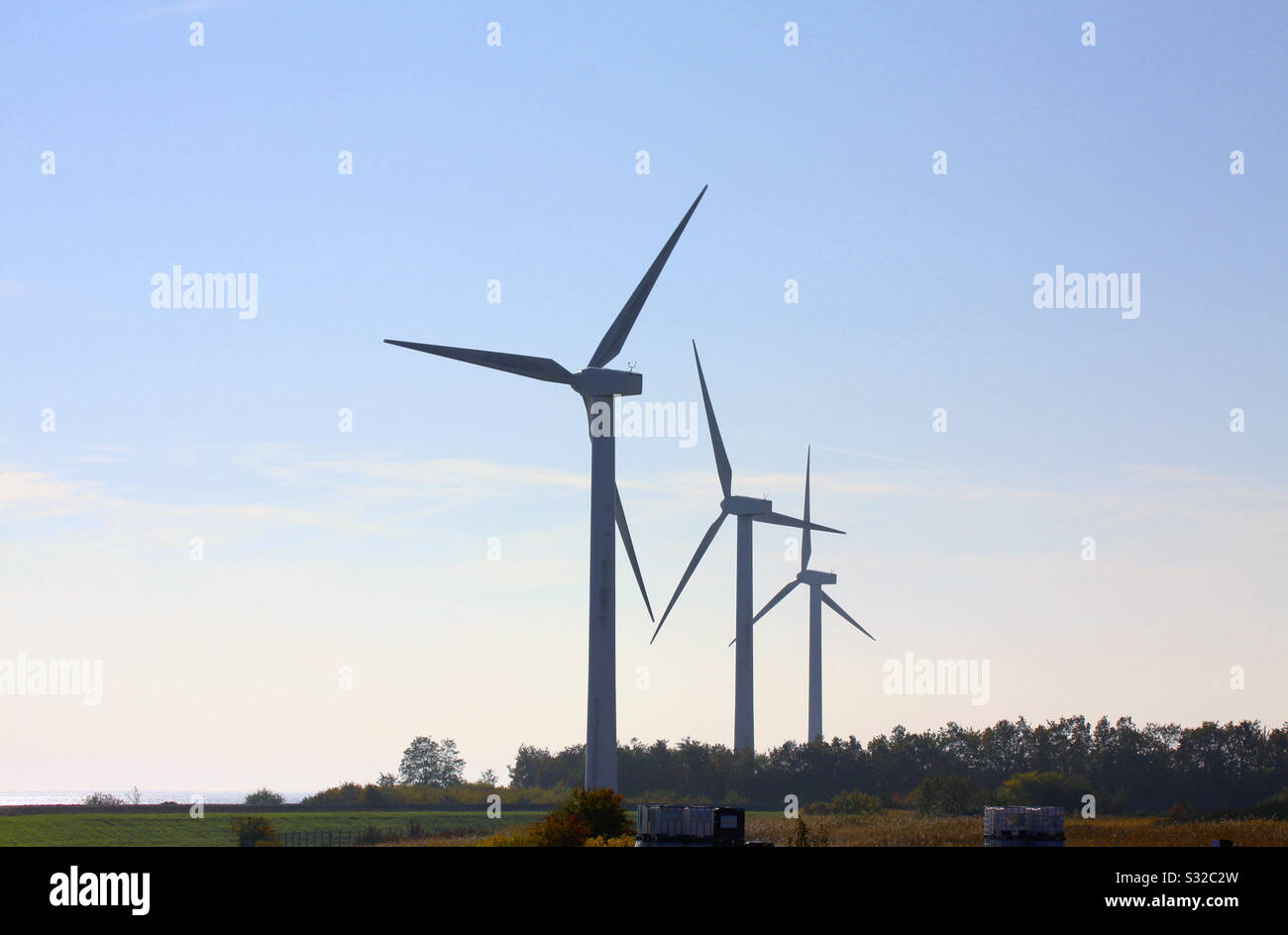 Wind turbine in landscape hi-res stock photography and images - Alamy
