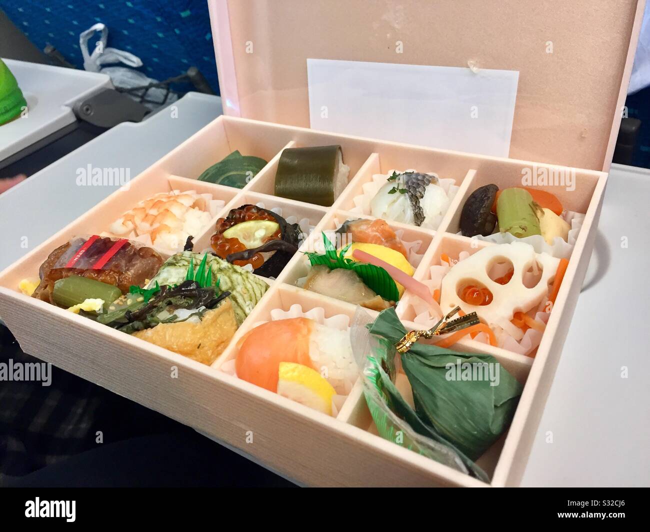 Bento box hi-res stock photography and images - Alamy