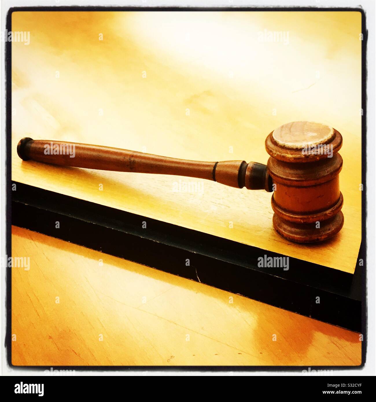 Court auction hi-res stock photography and images - Alamy