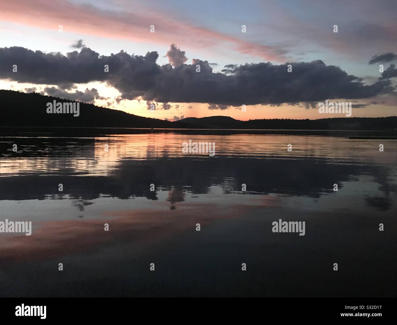 Open lake hi-res stock photography and images - Alamy