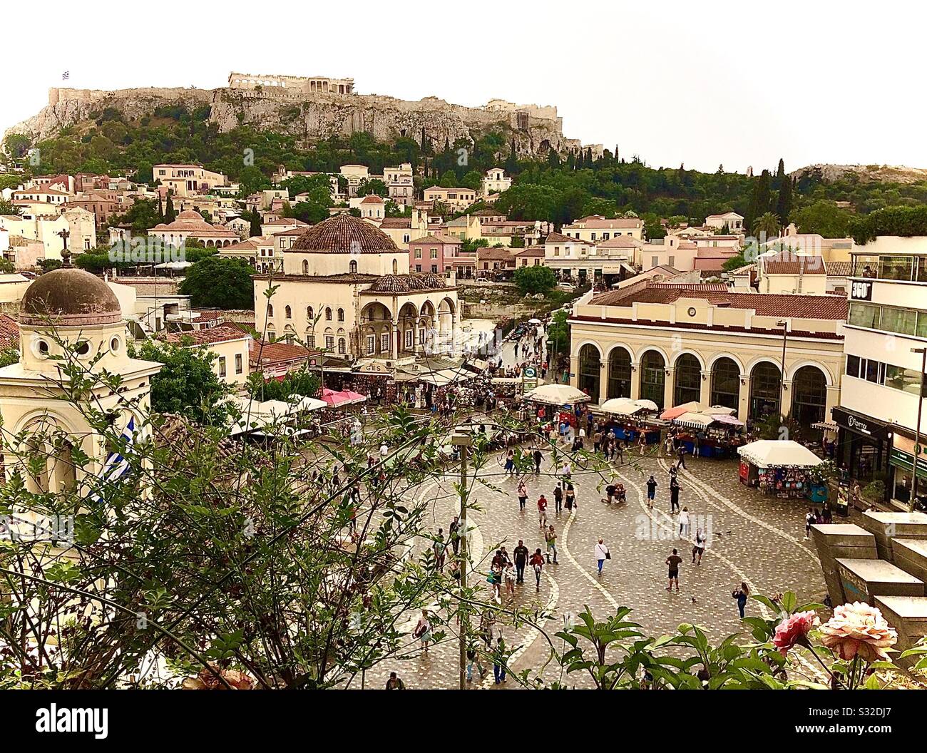 Mosque of athens hi-res stock photography and images - Alamy