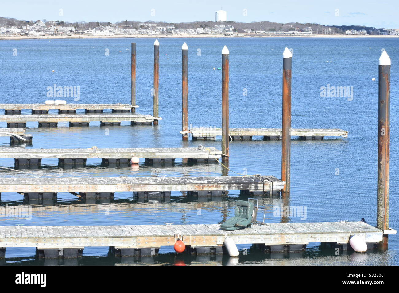 Pier dock piers docks hi-res stock photography and images - Alamy