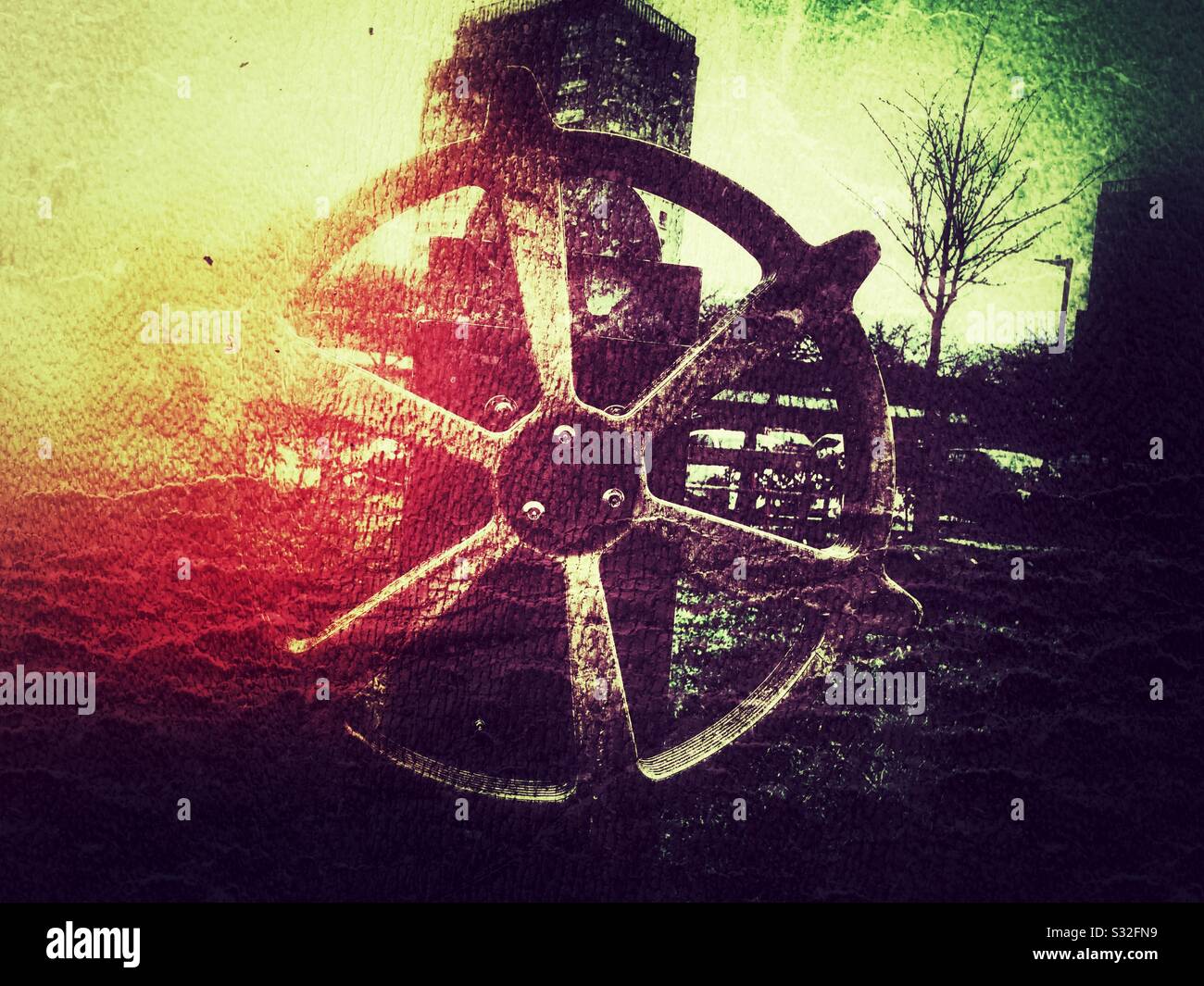 Childrens play park hi-res stock photography and images - Alamy