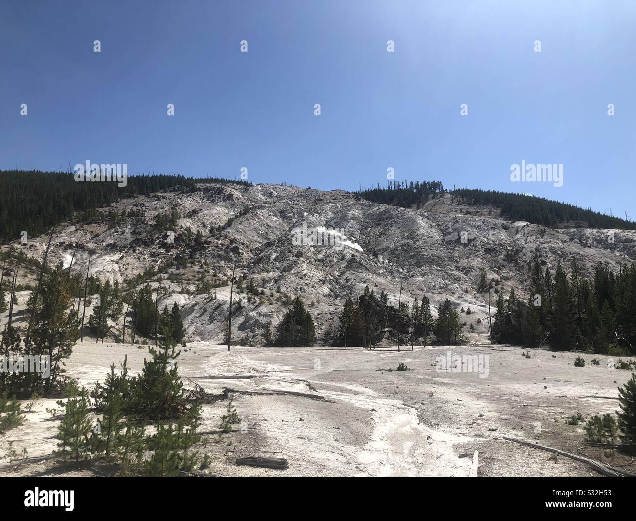 Roaring mountains hi-res stock photography and images - Alamy