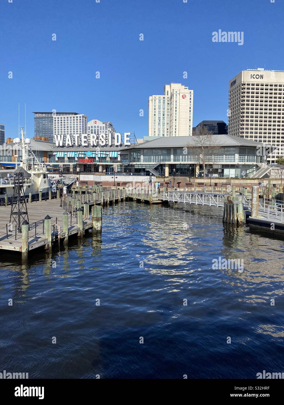 Waterside venue in Norfolk, Virginia Stock Photo - Alamy
