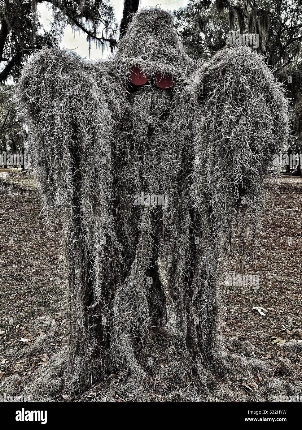 Scary man eyes hi-res stock photography and images - Alamy