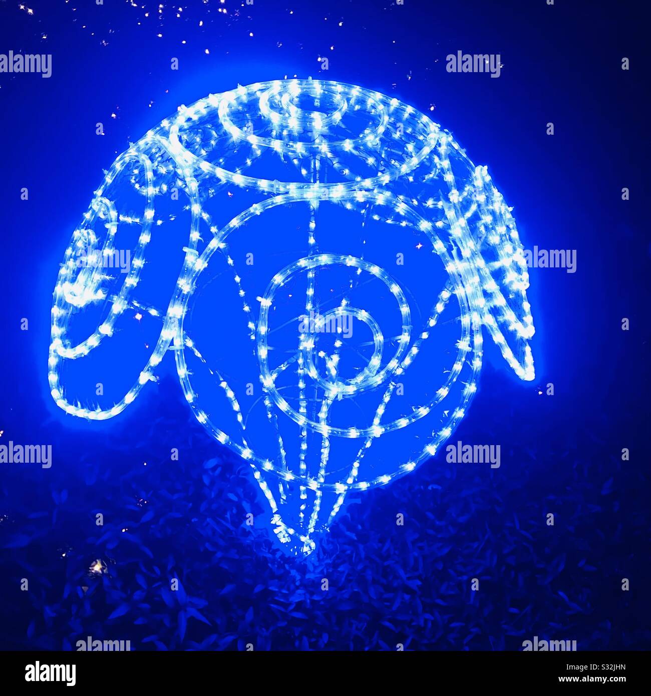 Chinese light installation hi-res stock photography and images - Alamy
